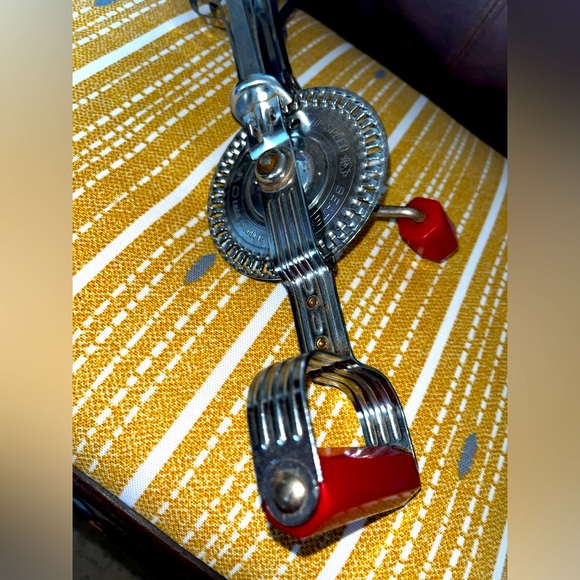 Ecko Unlimited | Kitchen | Vintage Red Lucite Handled Super Steed Hand Mixer W Stainless Steal ...